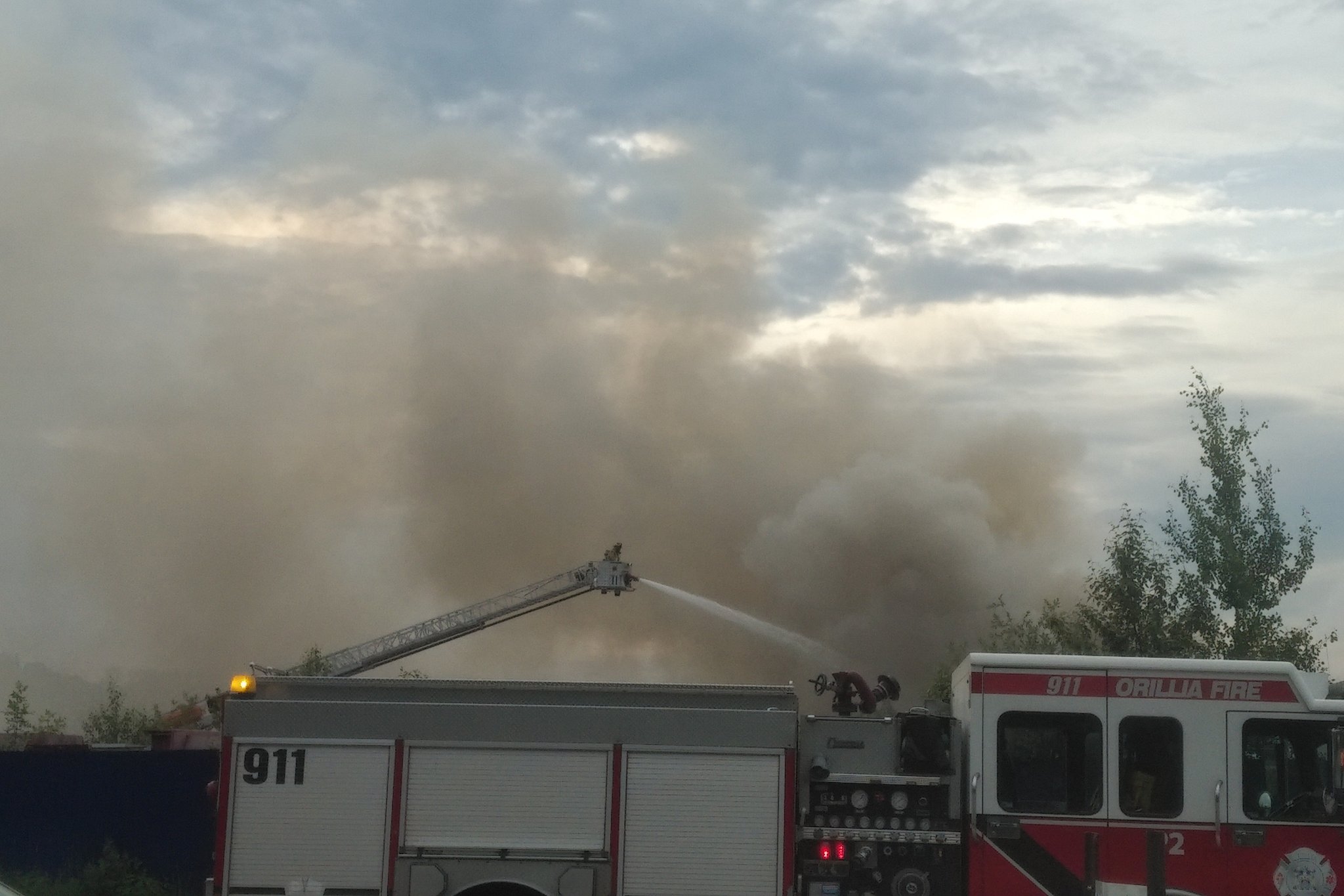 Orillia Fire Crews Battle Fire On James Street | muskoka411.com Orillia Fire Crews Battle Fire On James Street | muskoka411.com